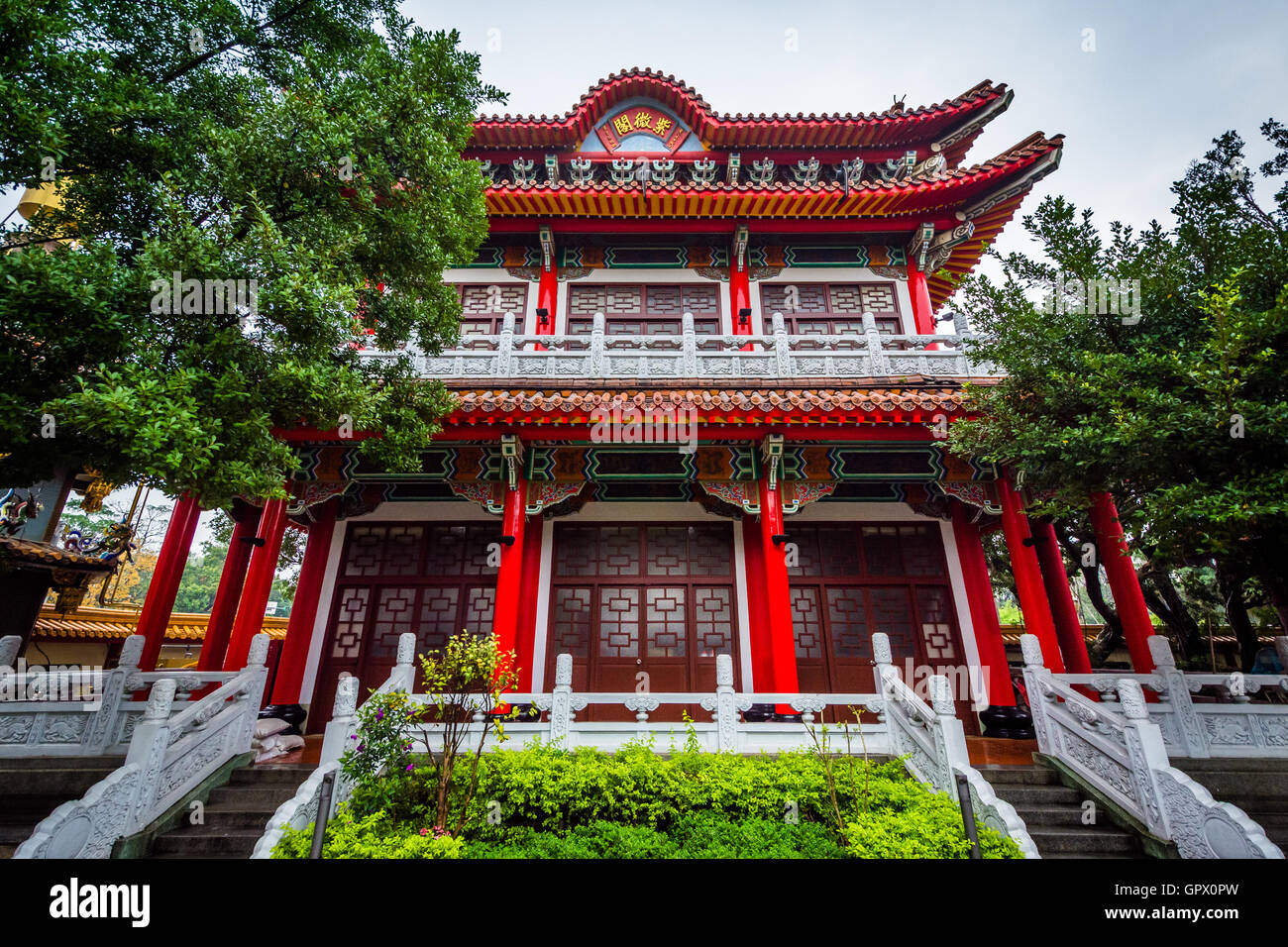 Red Color Buildings High Resolution Stock Photography and Images - Alamy