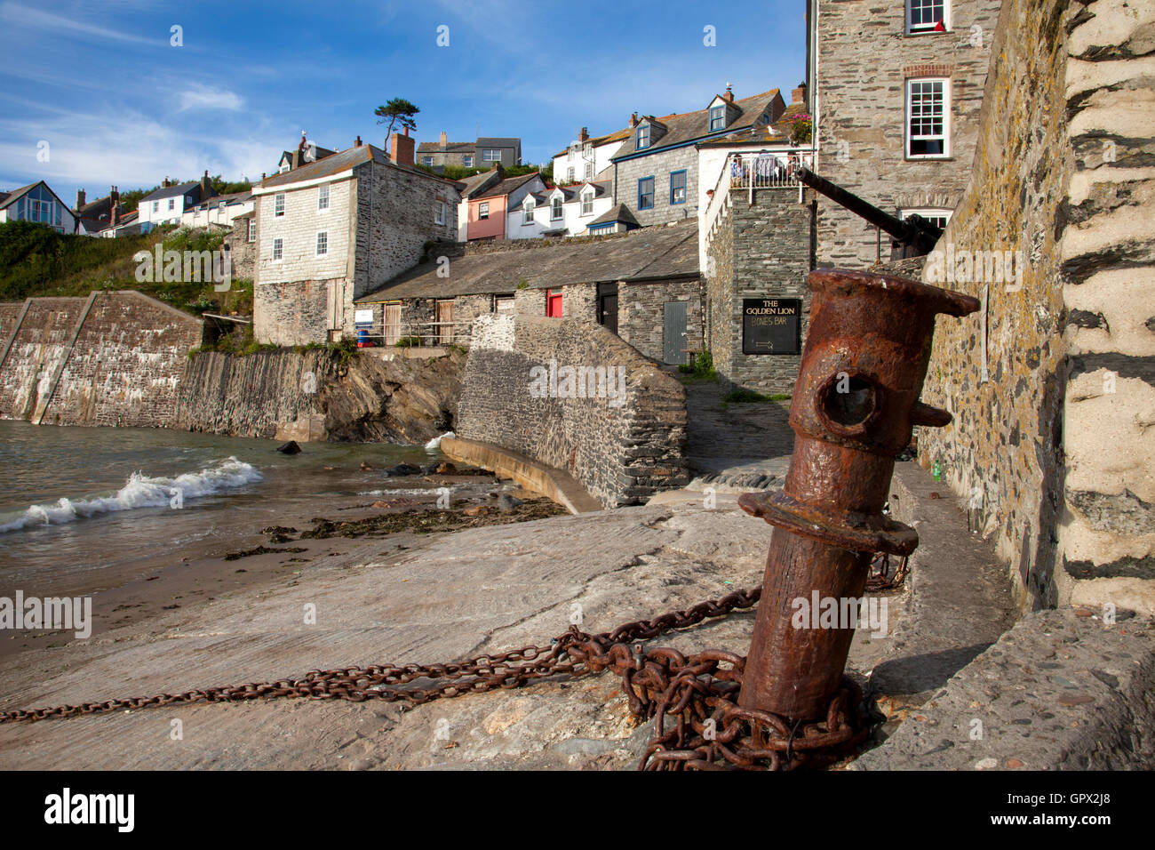 Port Isaac, Cornwall, England, U.K. The fictional village of Port Wenn ...