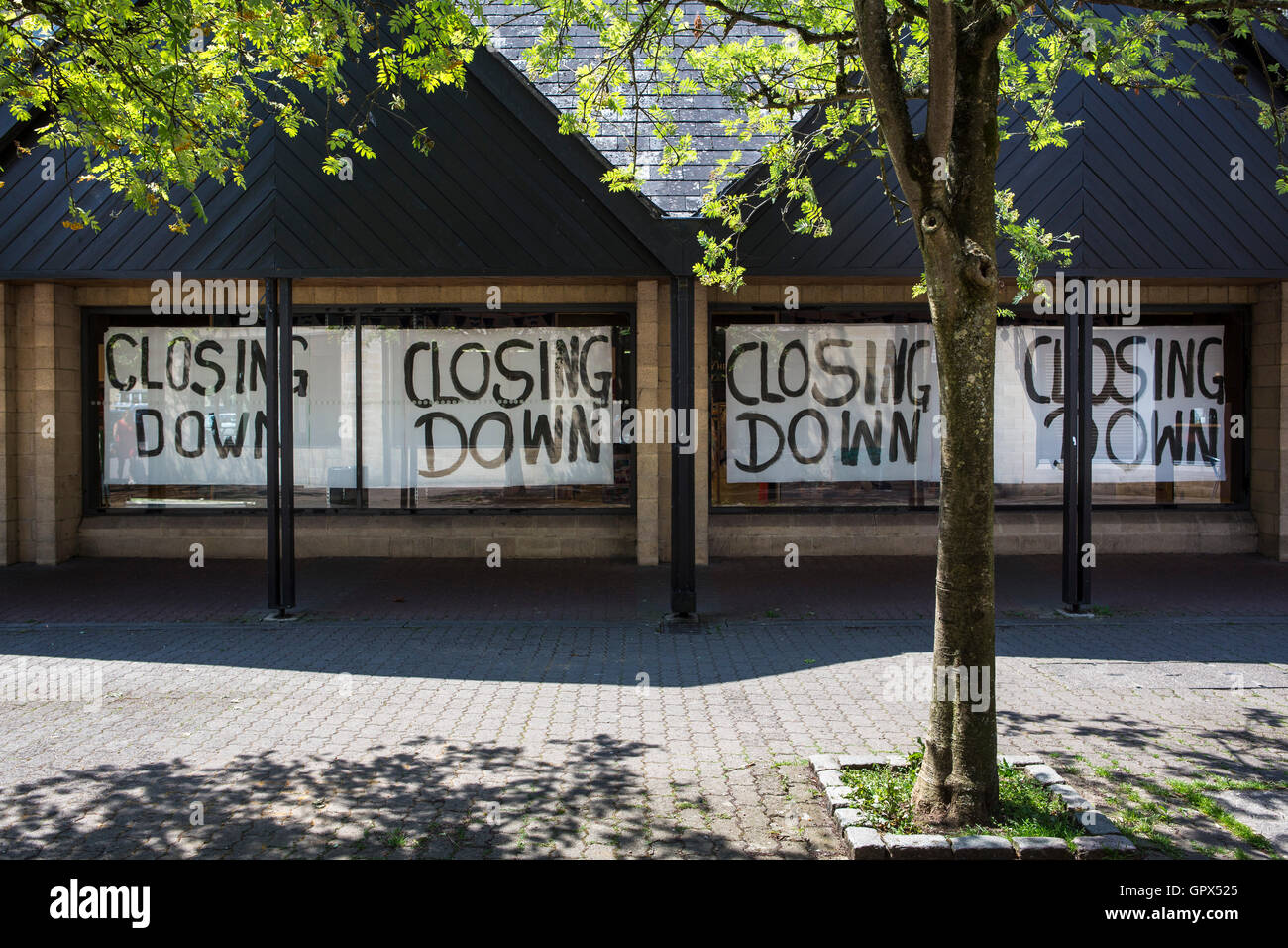 Hand painted large sign hi-res stock photography and images - Alamy