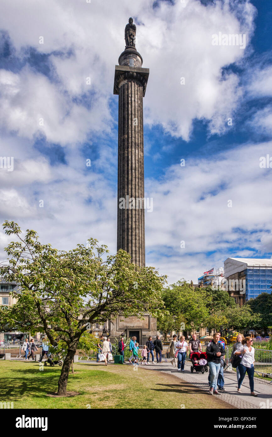 St andrew square hi-res stock photography and images - Alamy