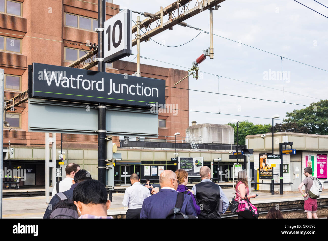 Watford junction platform hi-res stock photography and images - Alamy