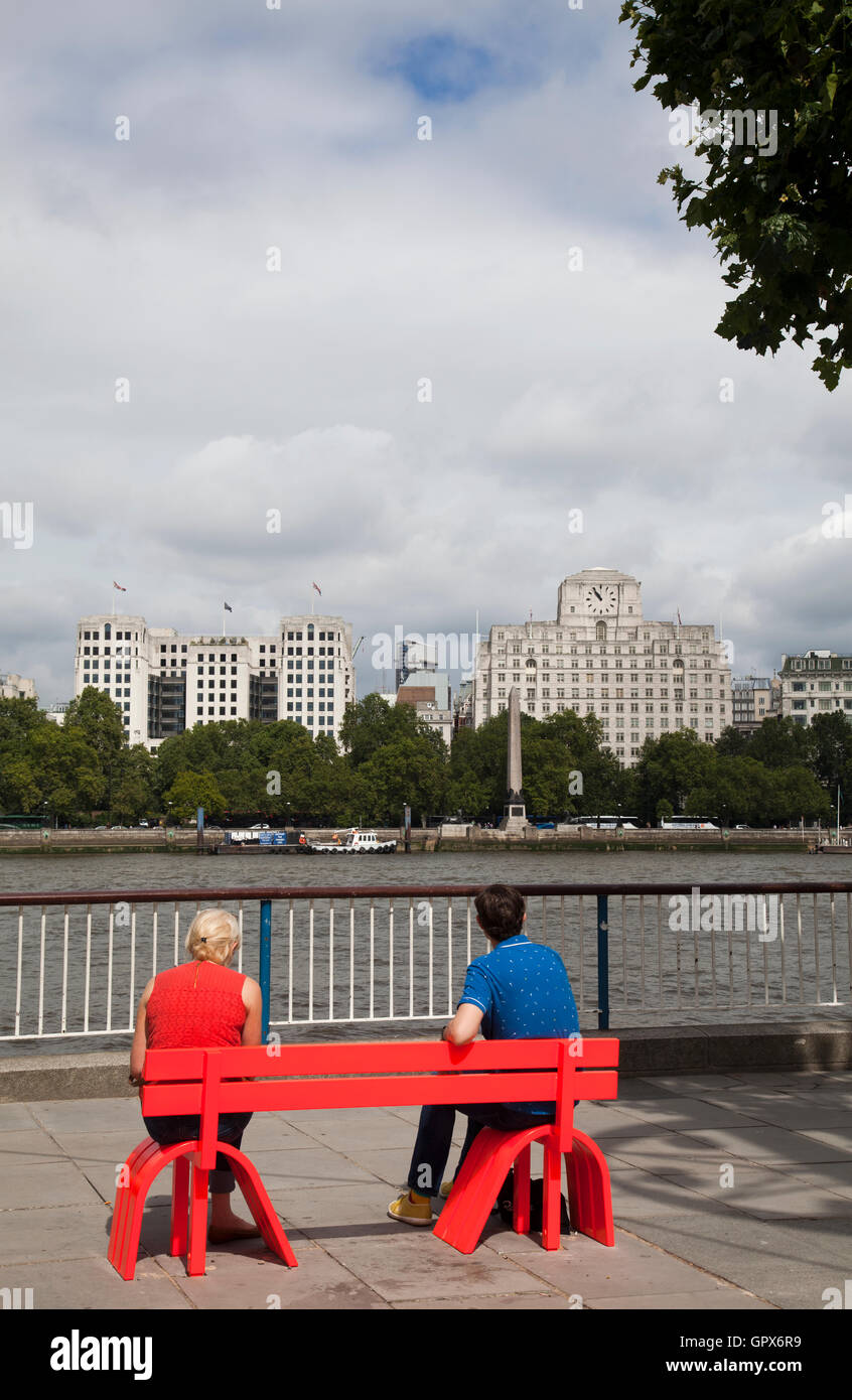 Southbank bench hi-res stock photography and images - Alamy