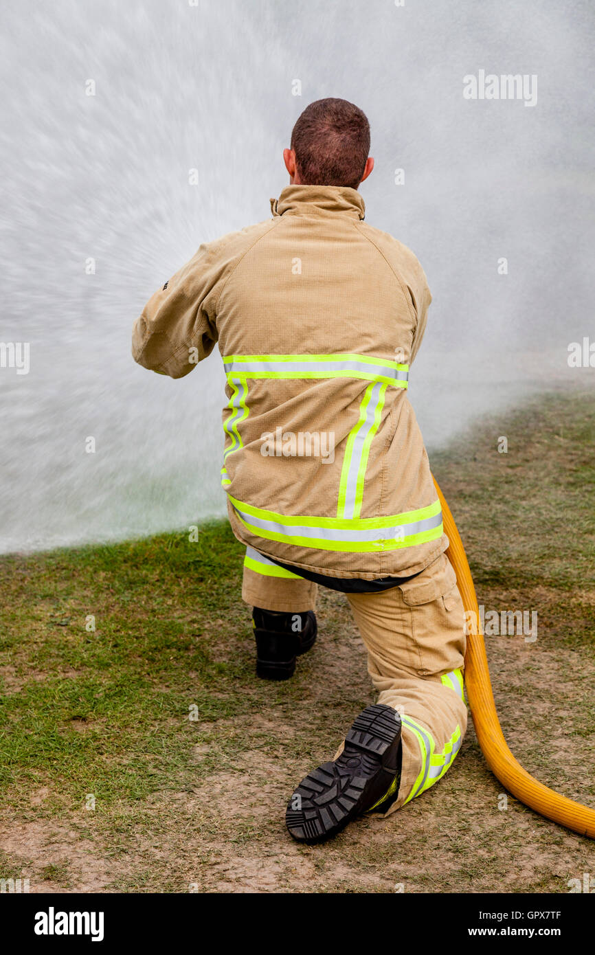 Firemen hi-res stock photography and images - Alamy