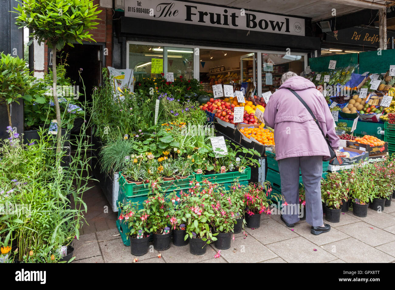 British fruit and vegetables uk hi-res stock photography and images - Alamy