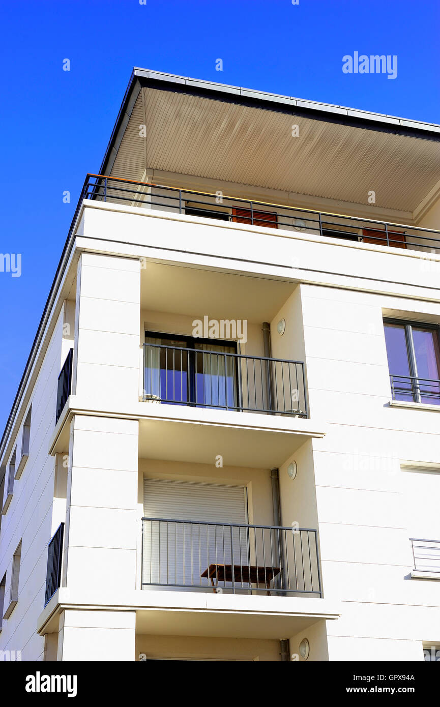 New white building city france street hi-res stock photography and ...