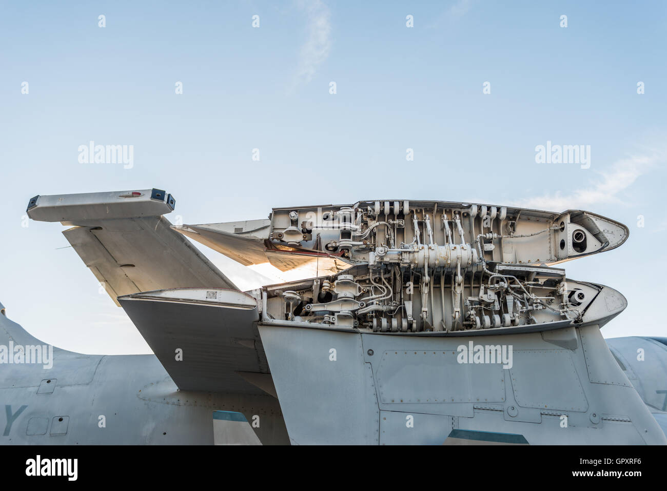 Fixed blades propeller hi-res stock photography and images - Alamy