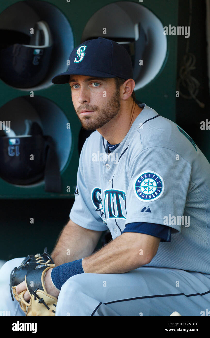 July 5, 2011; Oakland, CA, USA; Seattle Mariners second baseman Dustin ...