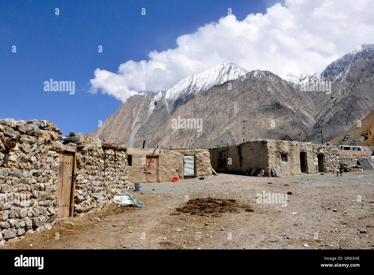China xinjiang pamir hi-res stock photography and images - Alamy