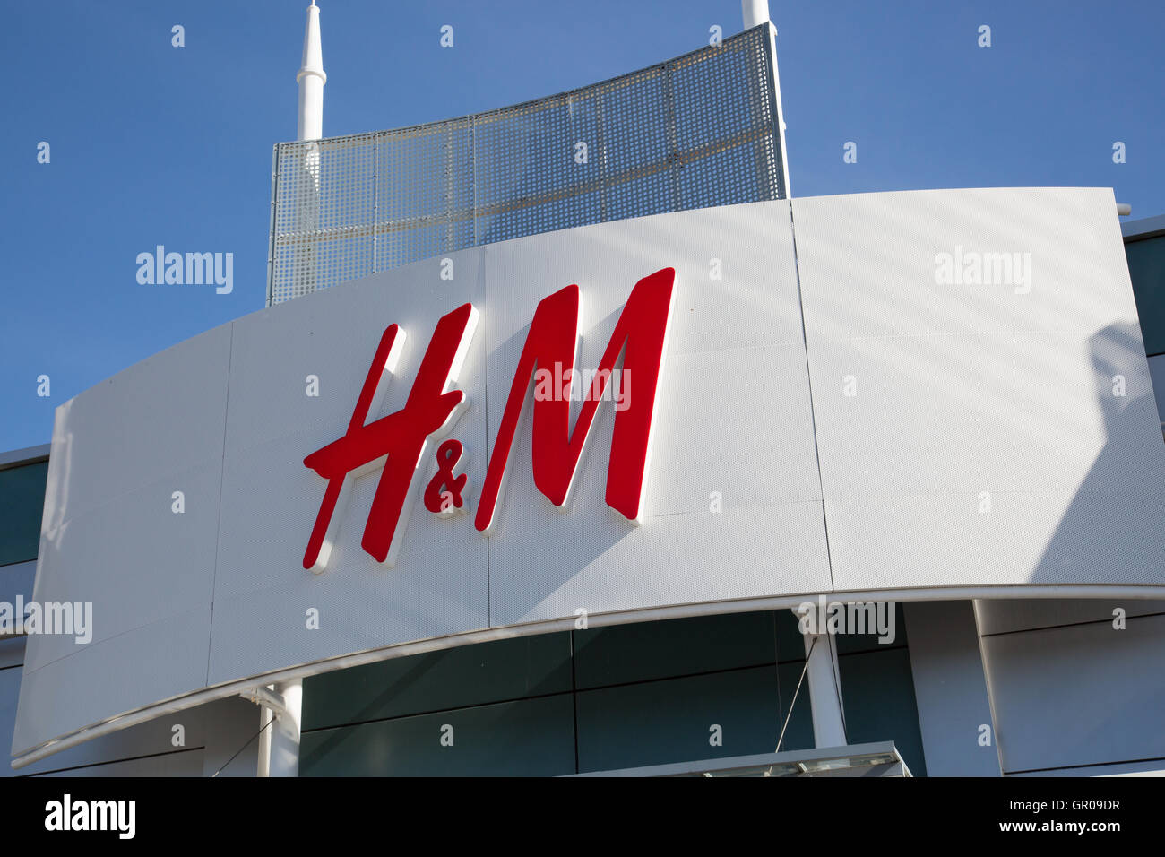 H M Logo High Resolution Stock Photography and Images - Alamy