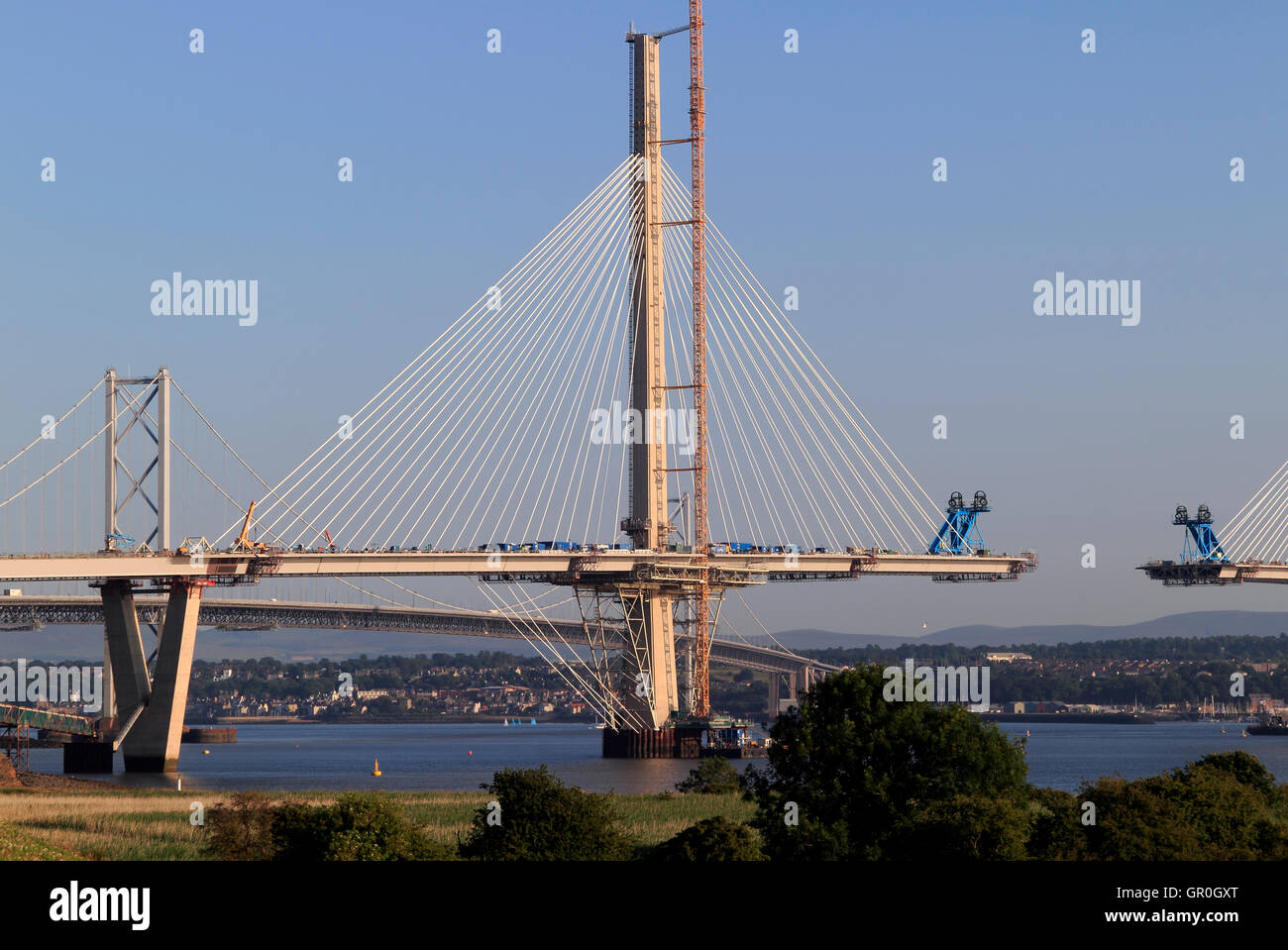 New Forth Bridge, Queensferry Crossing under construction, taken from ...