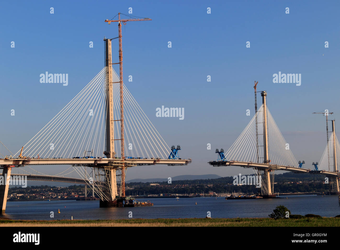 New Forth Bridge, Queensferry Crossing under construction, taken from ...