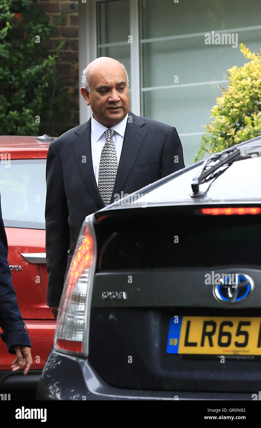 Labour MP Keith Vaz leaves his home in Stanmore, London Stock Photo - Alamy