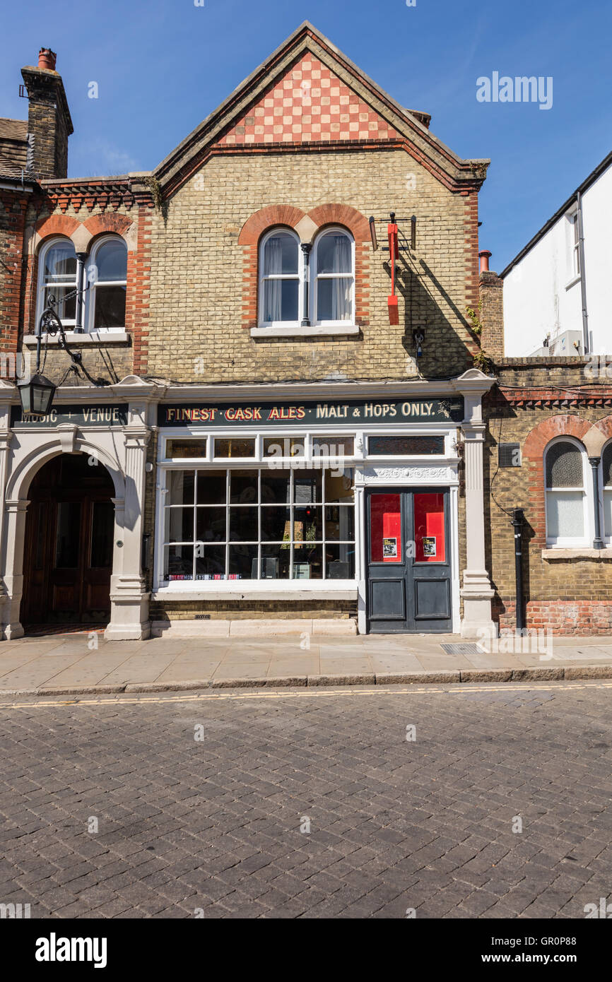 The Duke of Cumberland Hotel, a Shepherd Neame pub, Whitstable, Kent ...