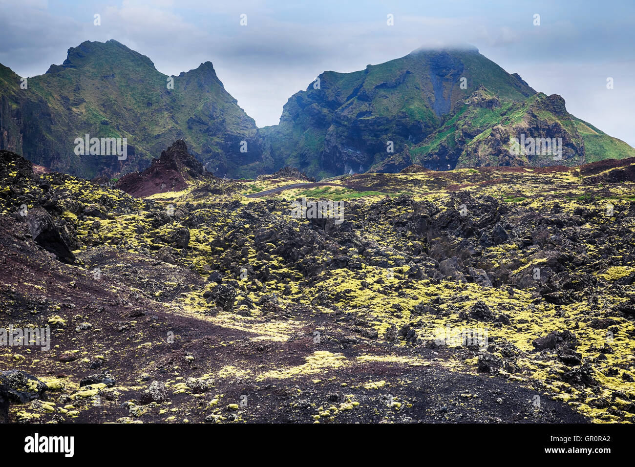 Eldfell volcano 1973 hi-res stock photography and images - Alamy