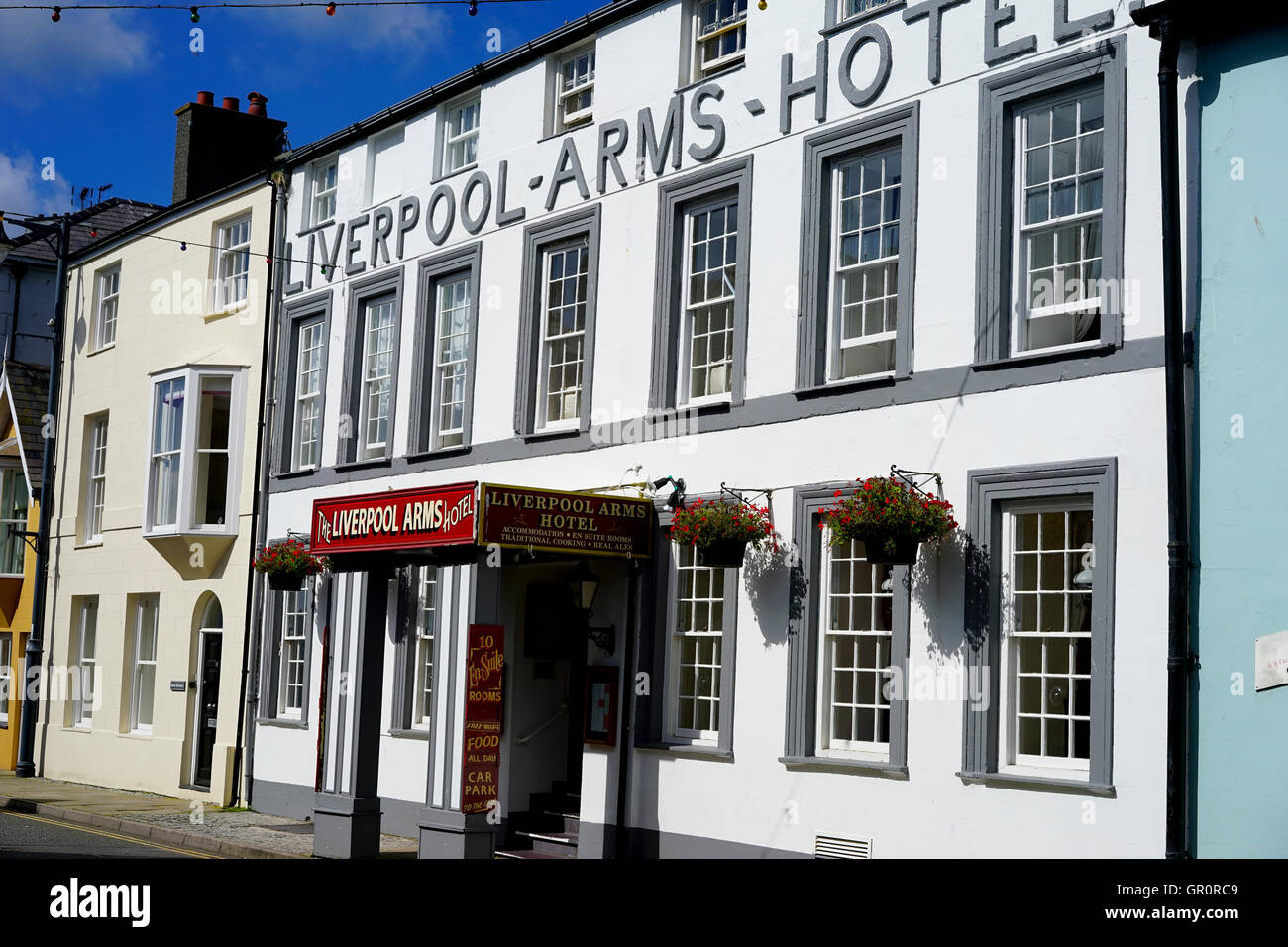 Liverpool arms hi-res stock photography and images - Alamy