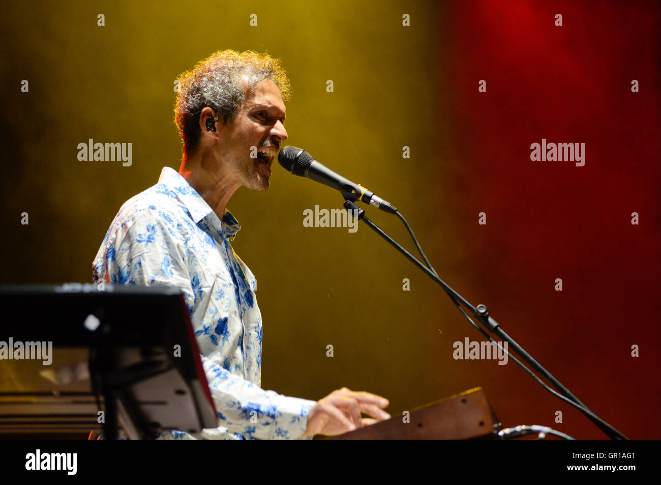 1980s band hi-res stock photography and images - Alamy