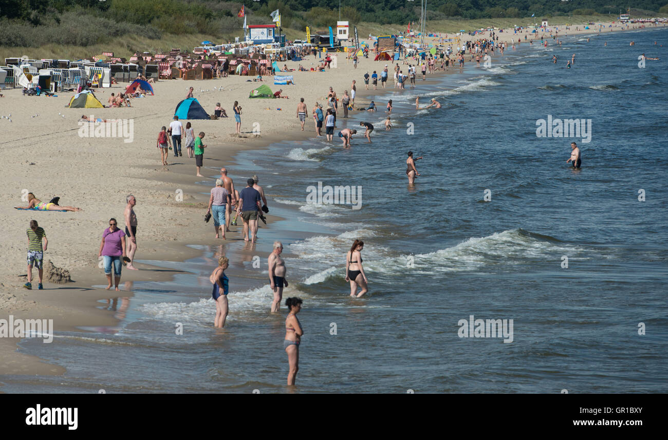 Zinnowitz beach zinnowitz seaside resort hi-res stock photography and ...