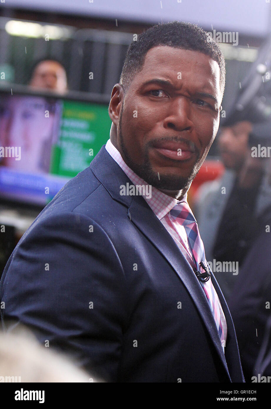 New York, USA. 6th September, 2016. Michael Strahan first day co ...