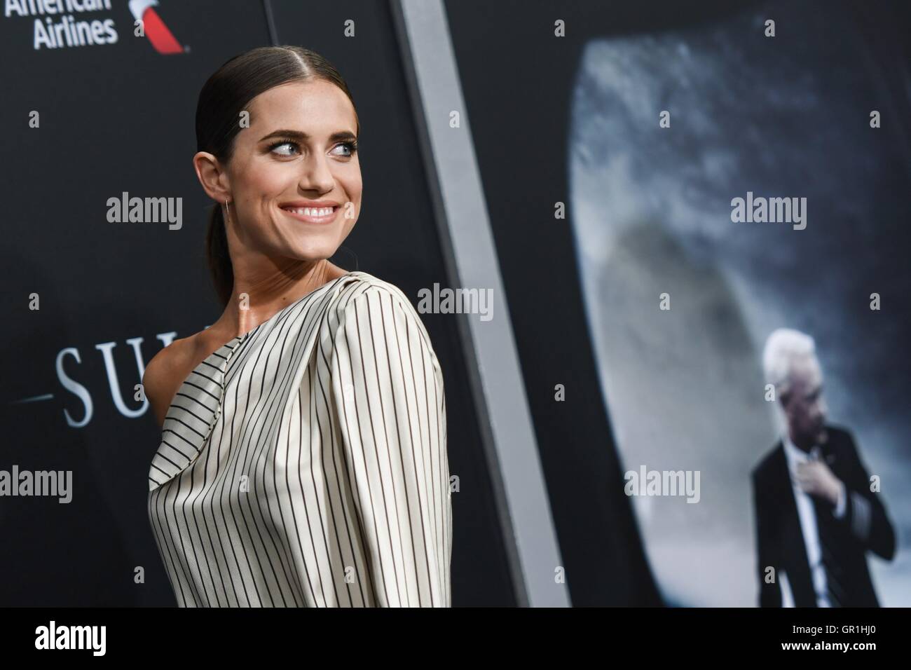 New York, NY, USA. 6th Sep, 2016. Alison Williams at arrivals for SULLY ...