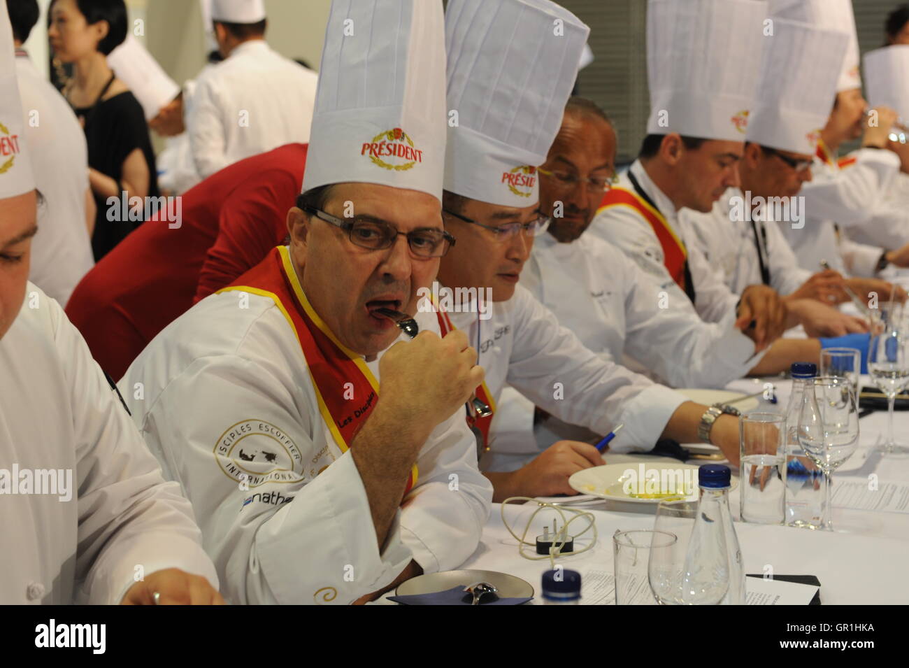 Food contest judge hi-res stock photography and images - Alamy