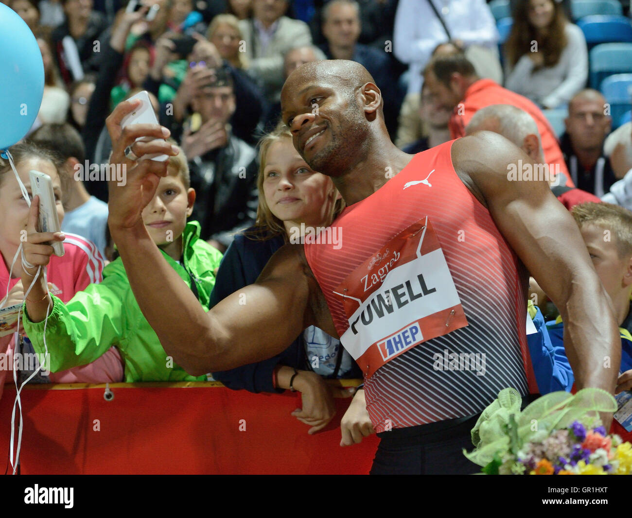 Zagreb, Croatia. 6th Sep, 2016. Asafa Powell (R) of Jamaica takes ...