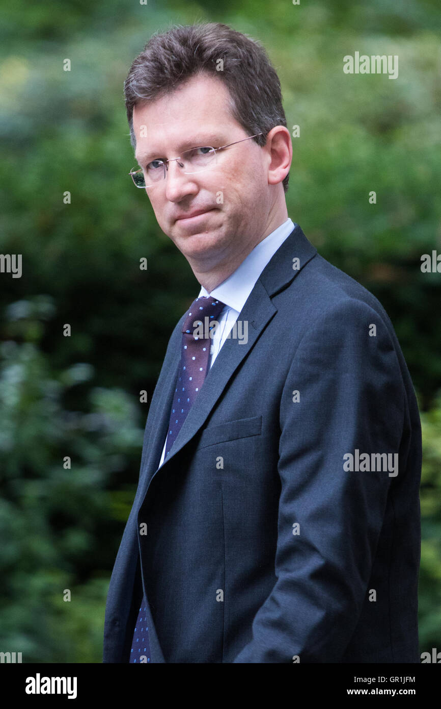 Jeremy wright arrives hi-res stock photography and images - Alamy