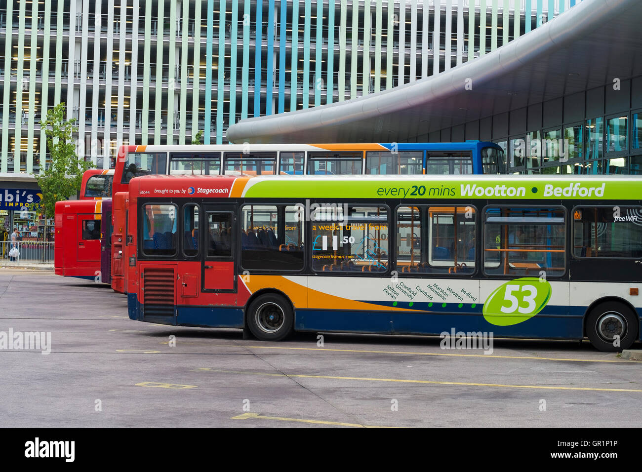 Bus bay hi-res stock photography and images - Alamy