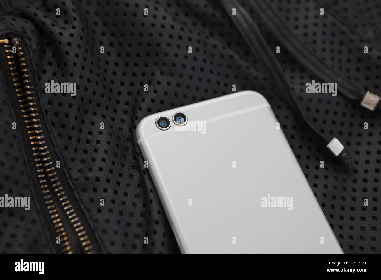 Double lenses on smartphone. Dual lens camera module is the future of ...