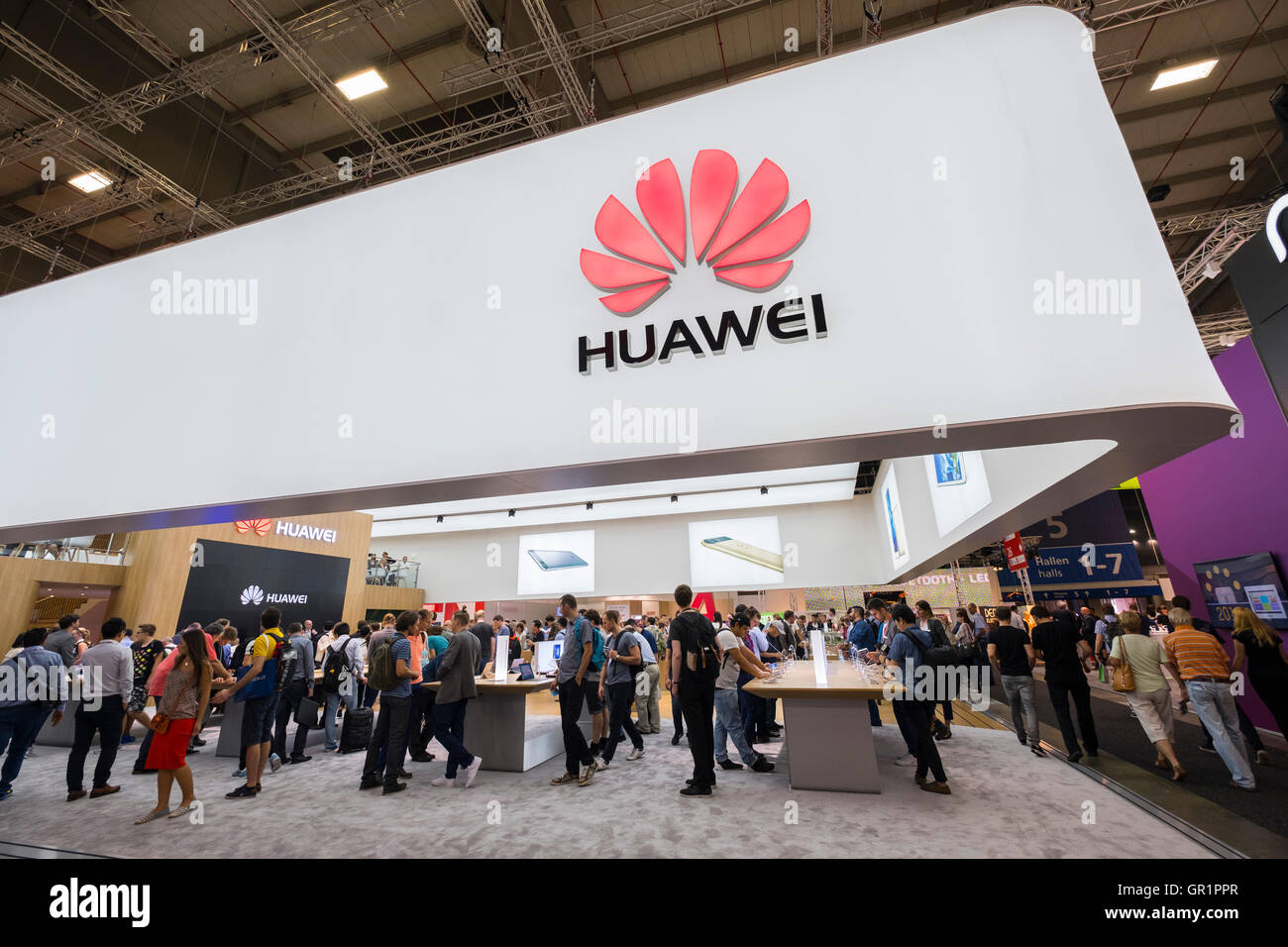 Huawei and germany hi-res stock photography and images - Alamy