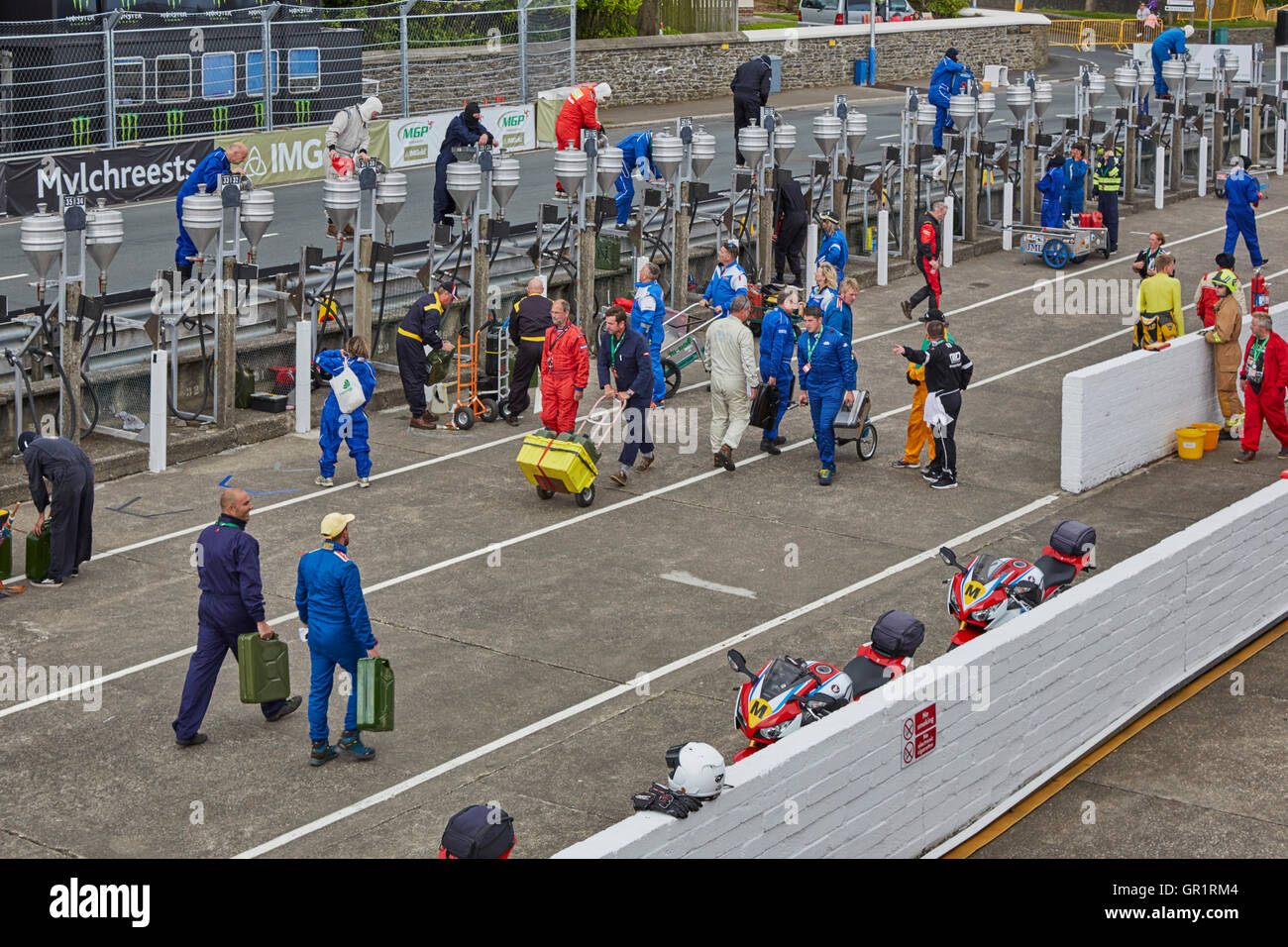 Pit lane pit lane hi-res stock photography and images - Alamy