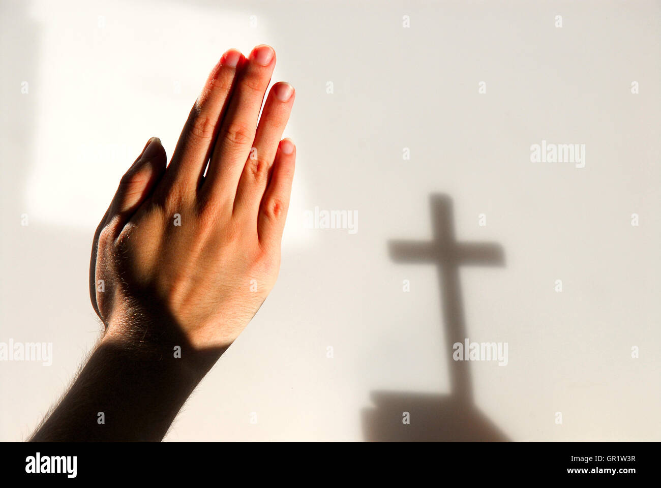 Hands joined in prayer hi-res stock photography and images - Alamy