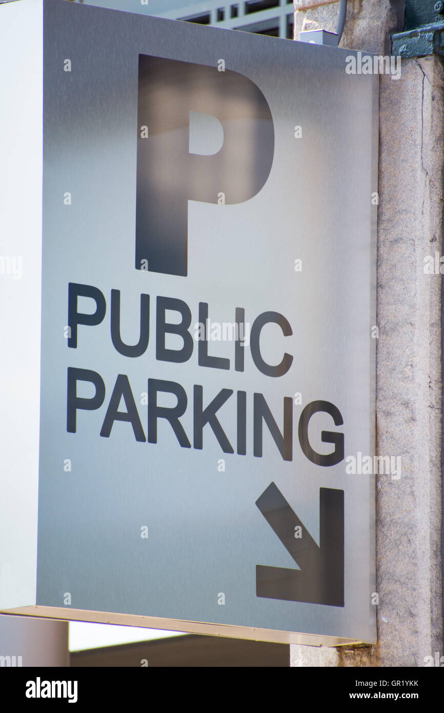 Public Parking Sign Stock Photo - Alamy