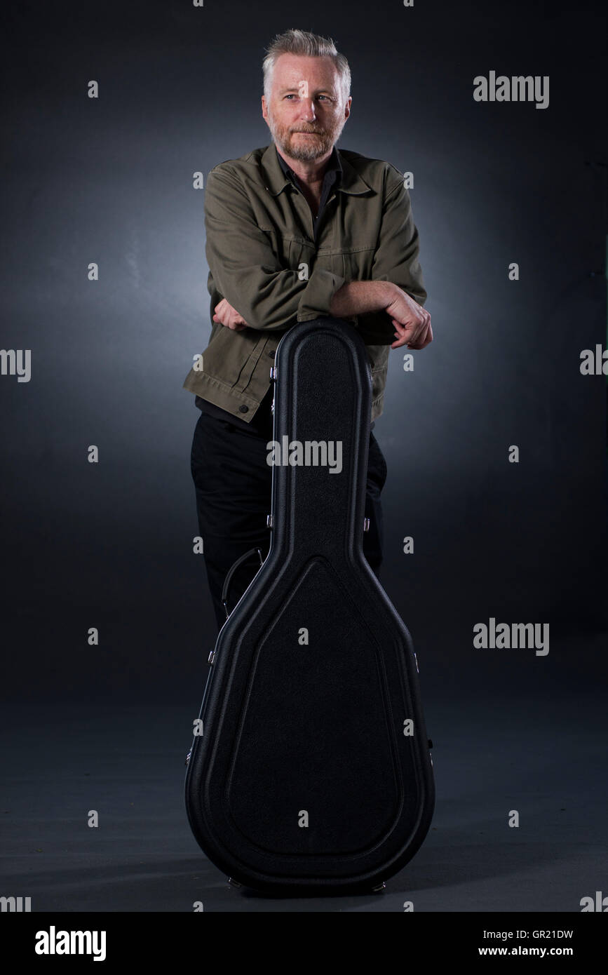 Singer billy bragg hi-res stock photography and images - Alamy