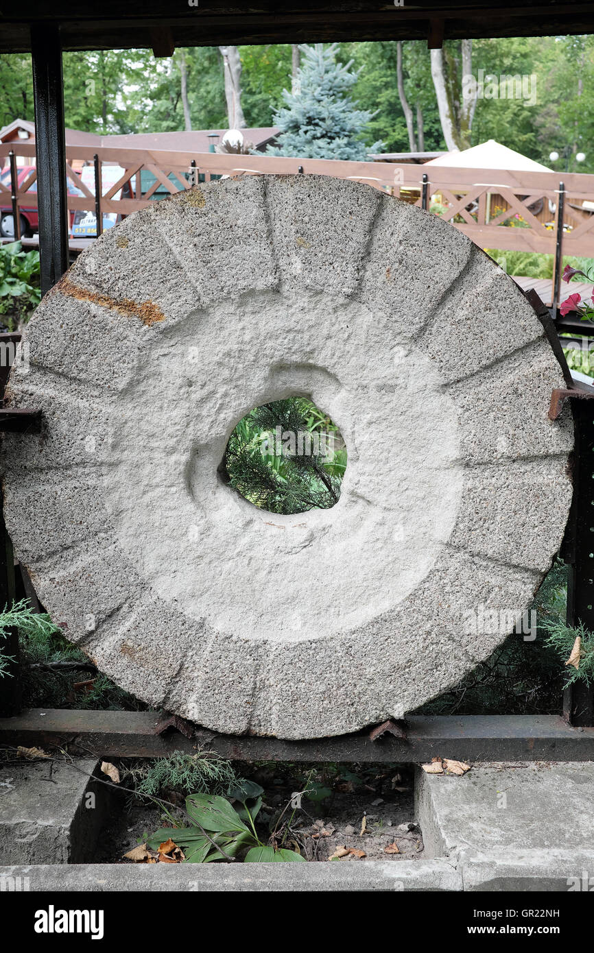 Wooden spinning wheel rotating and working, Zwierzyniec,Roztocze,Poland ...