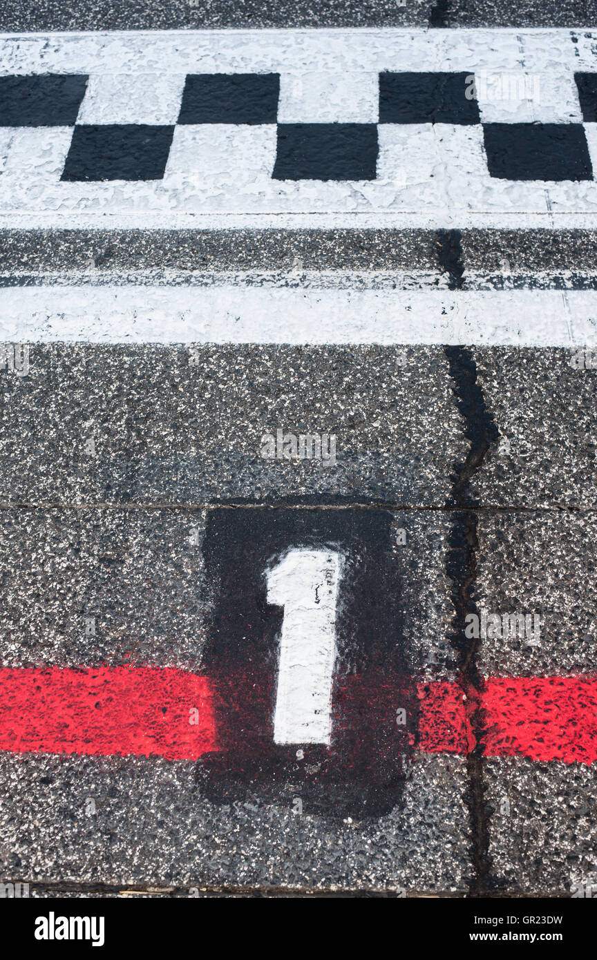 Position sign hi-res stock photography and images - Alamy