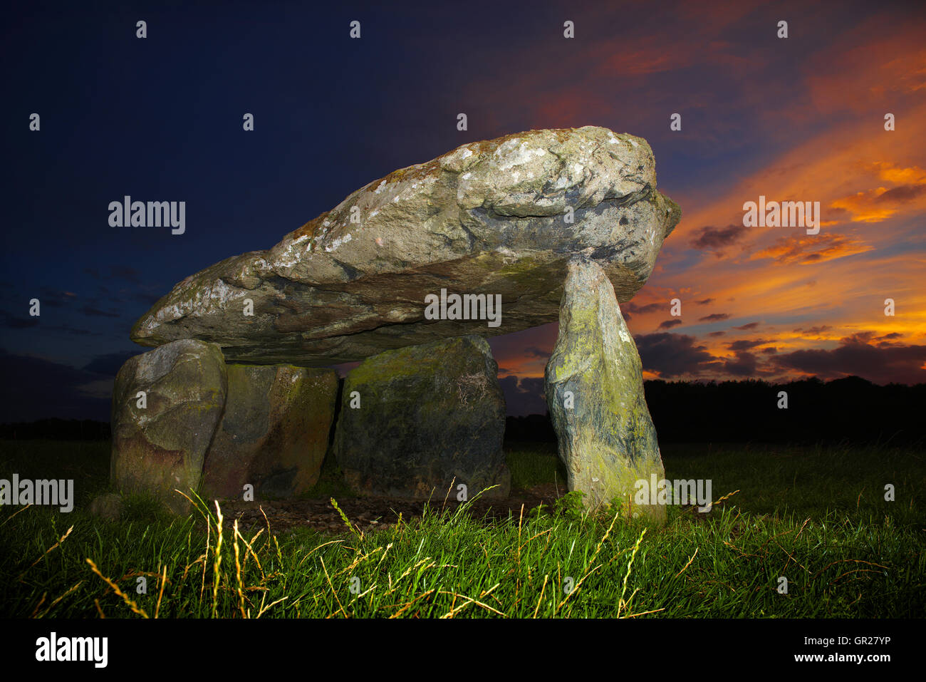 Presaddfed Burial Chamber, Anglesey, North Wales Stock Photo - Alamy