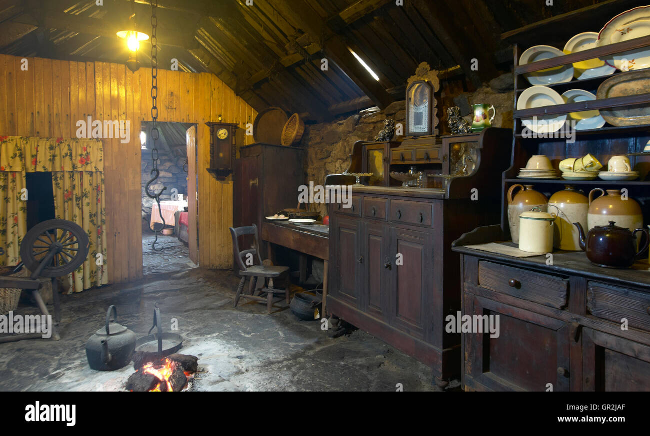Traditional scottish home interior with peat fire. Lewis isle. UK ...