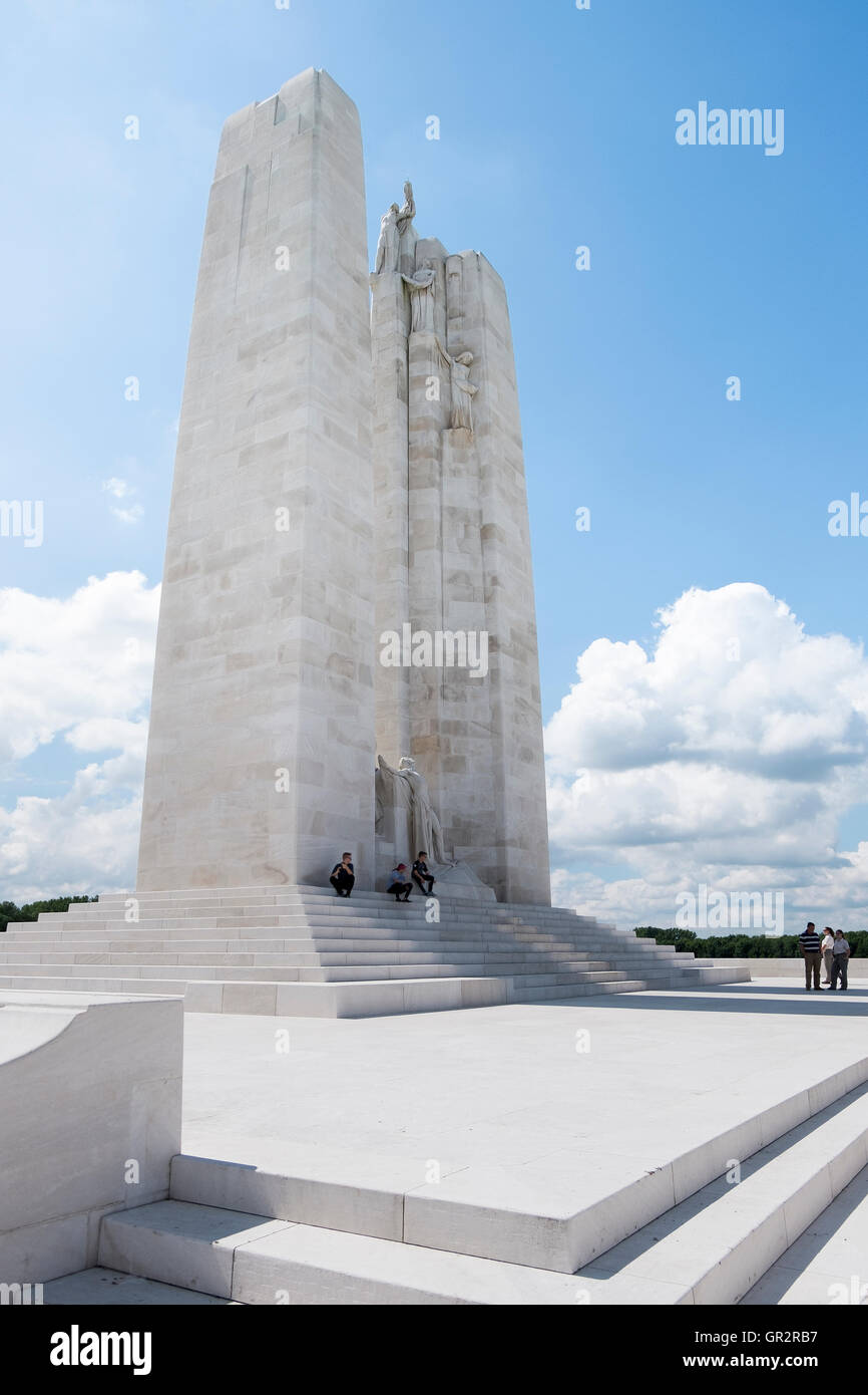 The Canadian National Vimy Ridge Memorial is dedicated to Canadian ...