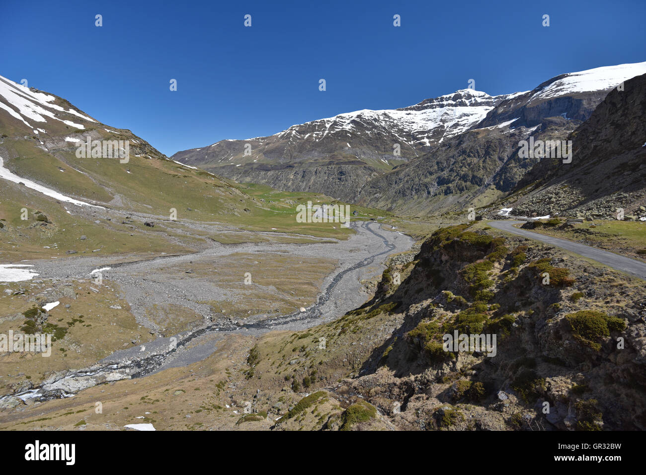 Cirque or corrie hi-res stock photography and images - Alamy