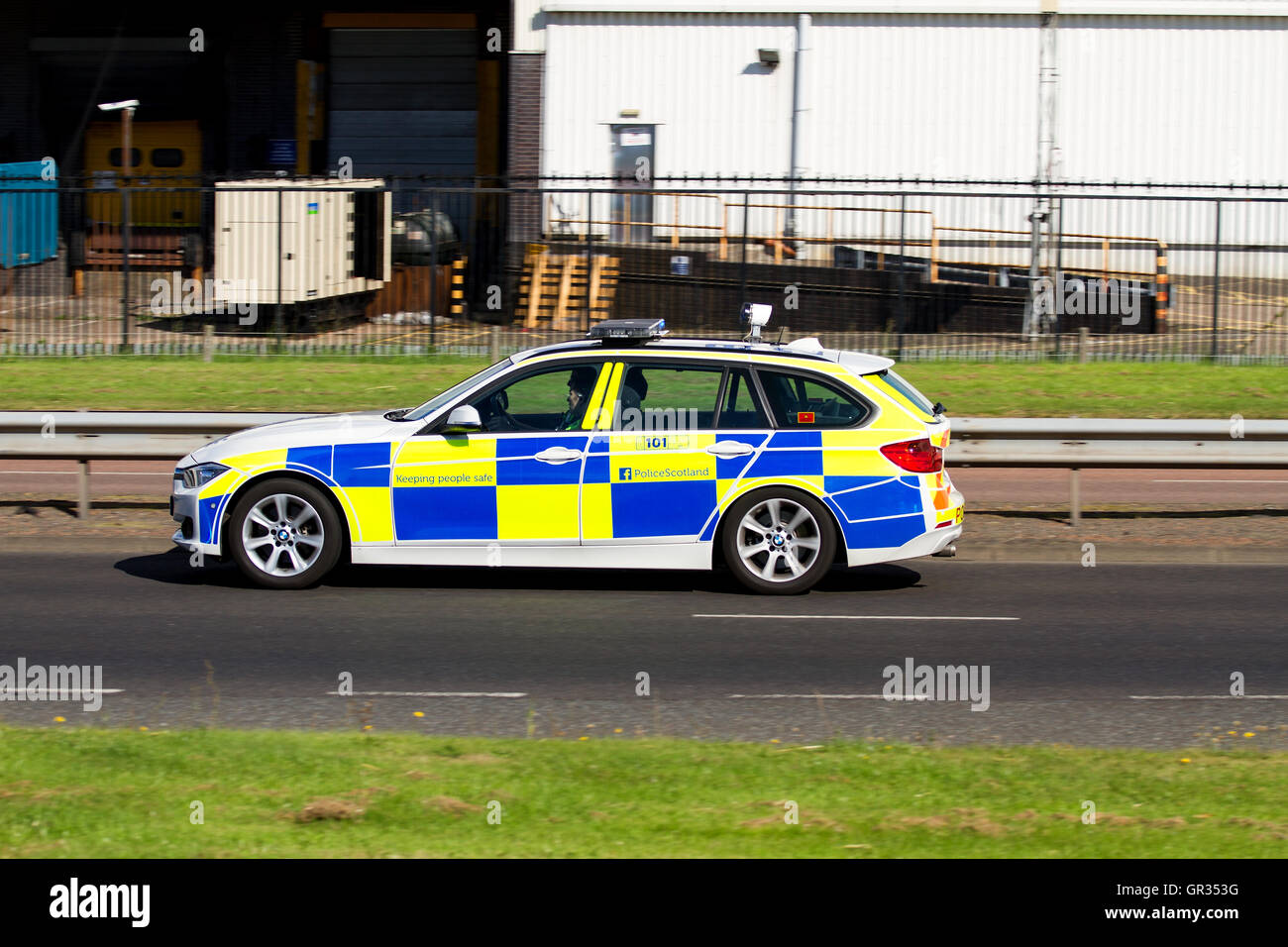 A Police Scotland BMW police car speeding in response to an incident ...