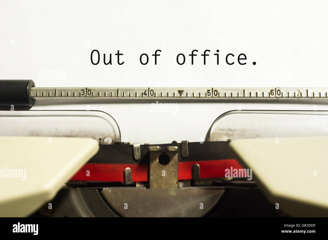 Out of office hi-res stock photography and images - Alamy