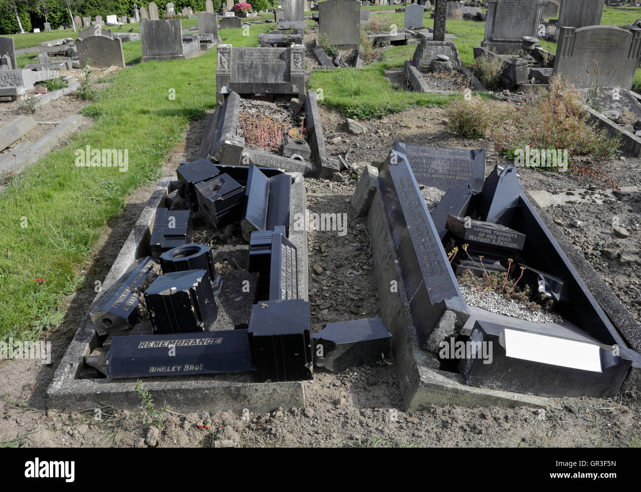 Poorly maintained hi-res stock photography and images - Alamy