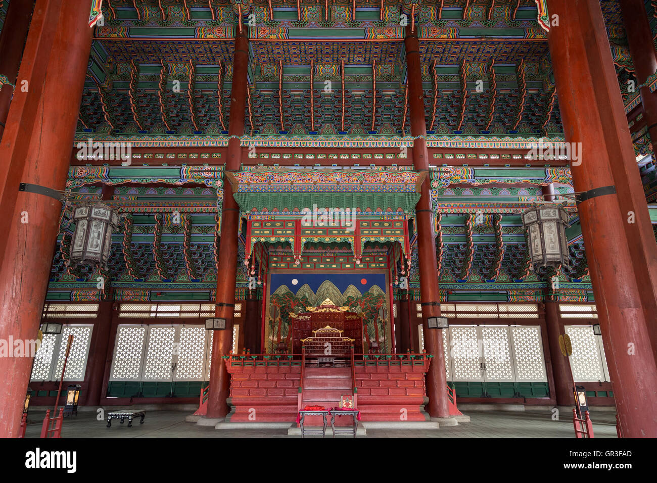 Inside the Geunjeongjeon, the Throne Hall, at Gyeongbokgung Palace ...
