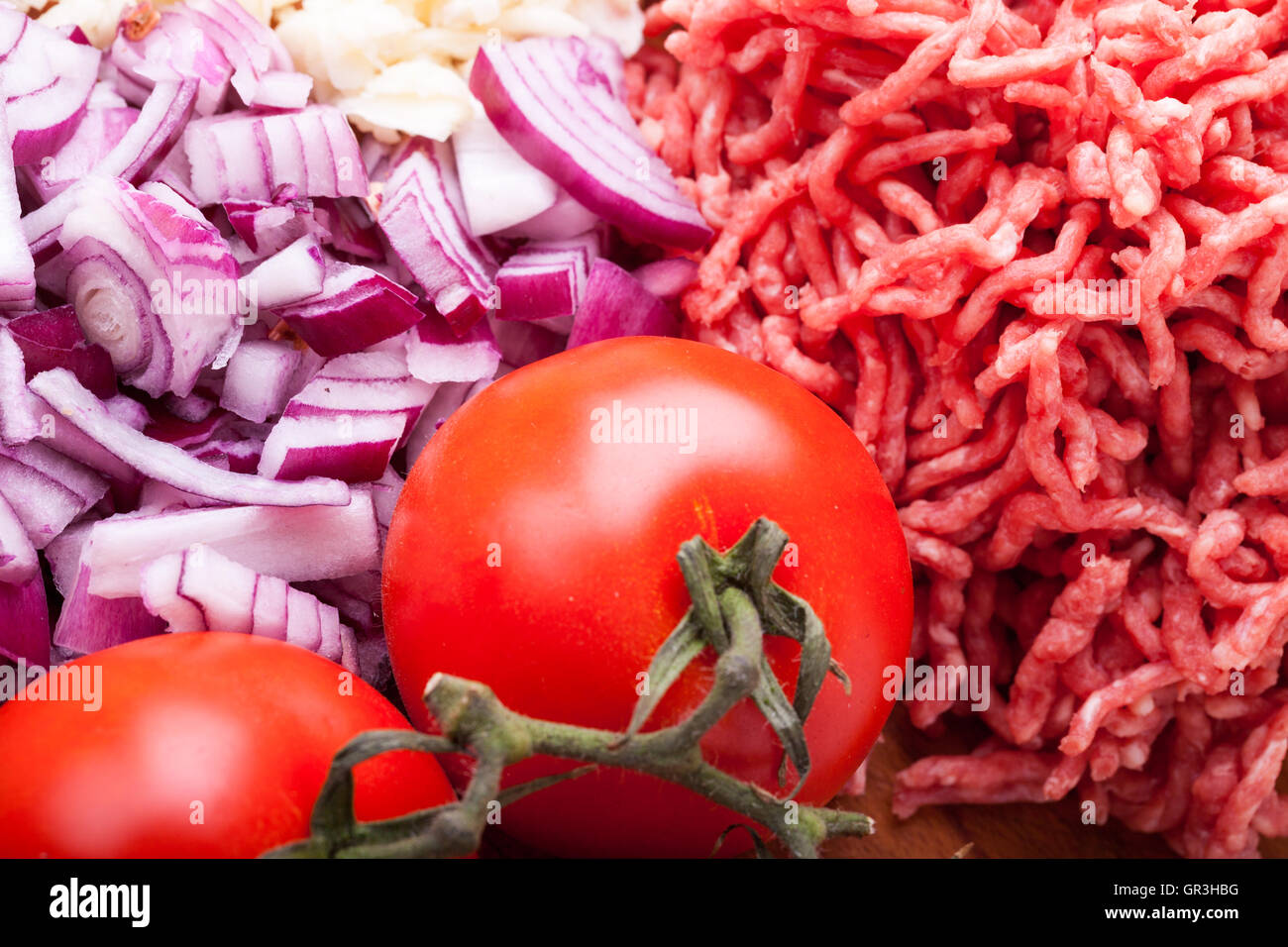 Tomato, Beef Mince for Bolognese Stock Photo - Alamy