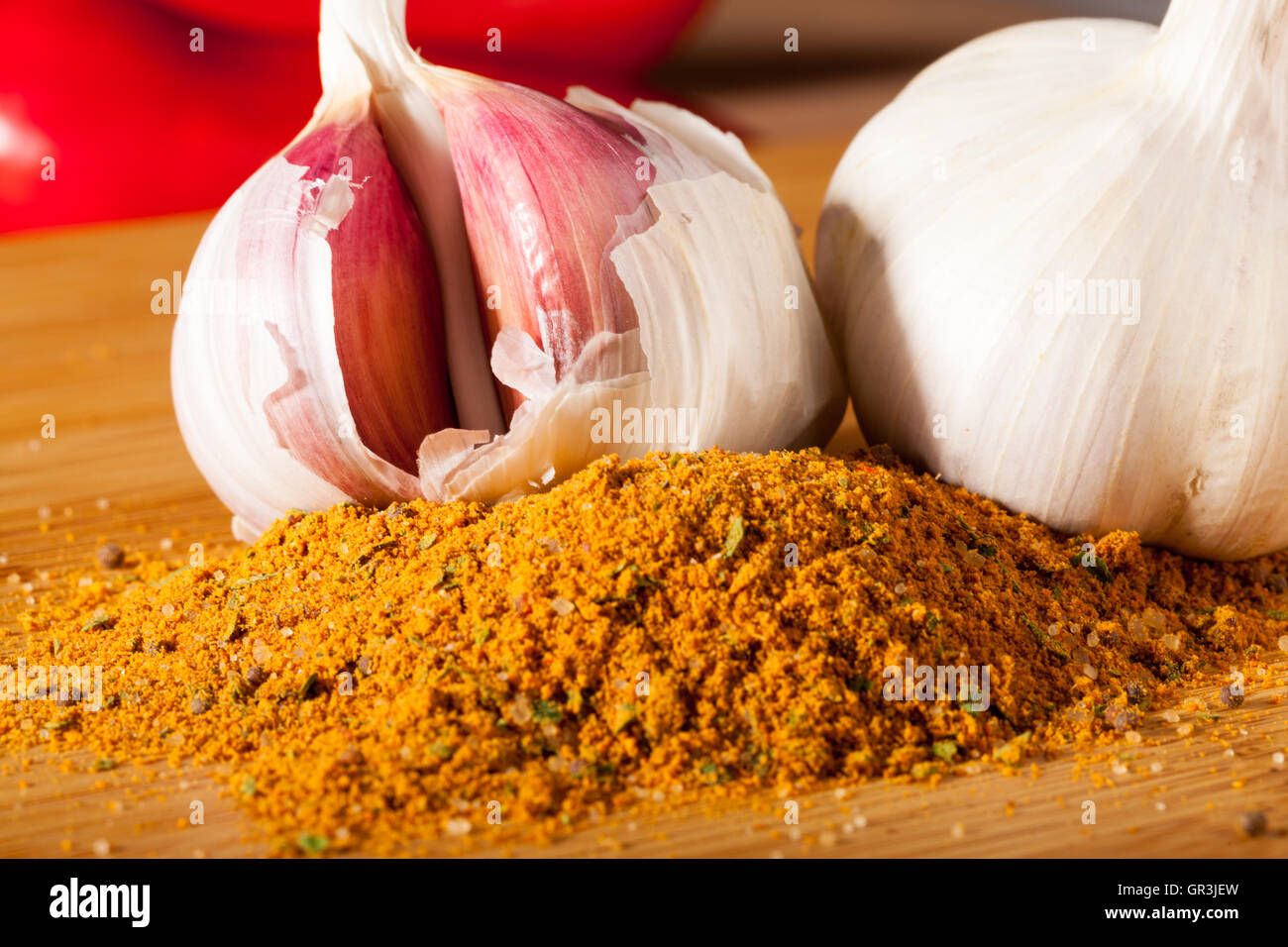 Garlic and spices Stock Photo - Alamy