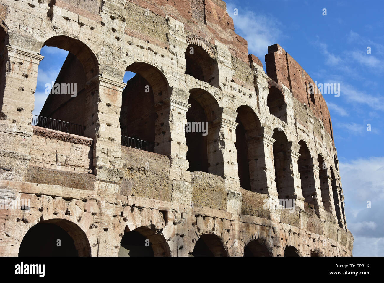 Pillar ring hi-res stock photography and images - Alamy