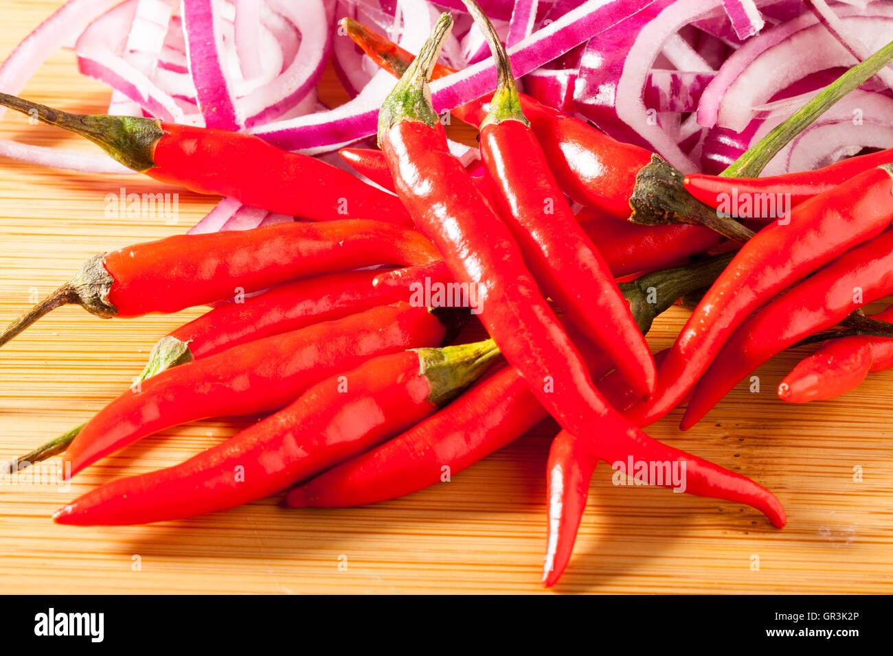 Onions and Red Chili Stock Photo - Alamy
