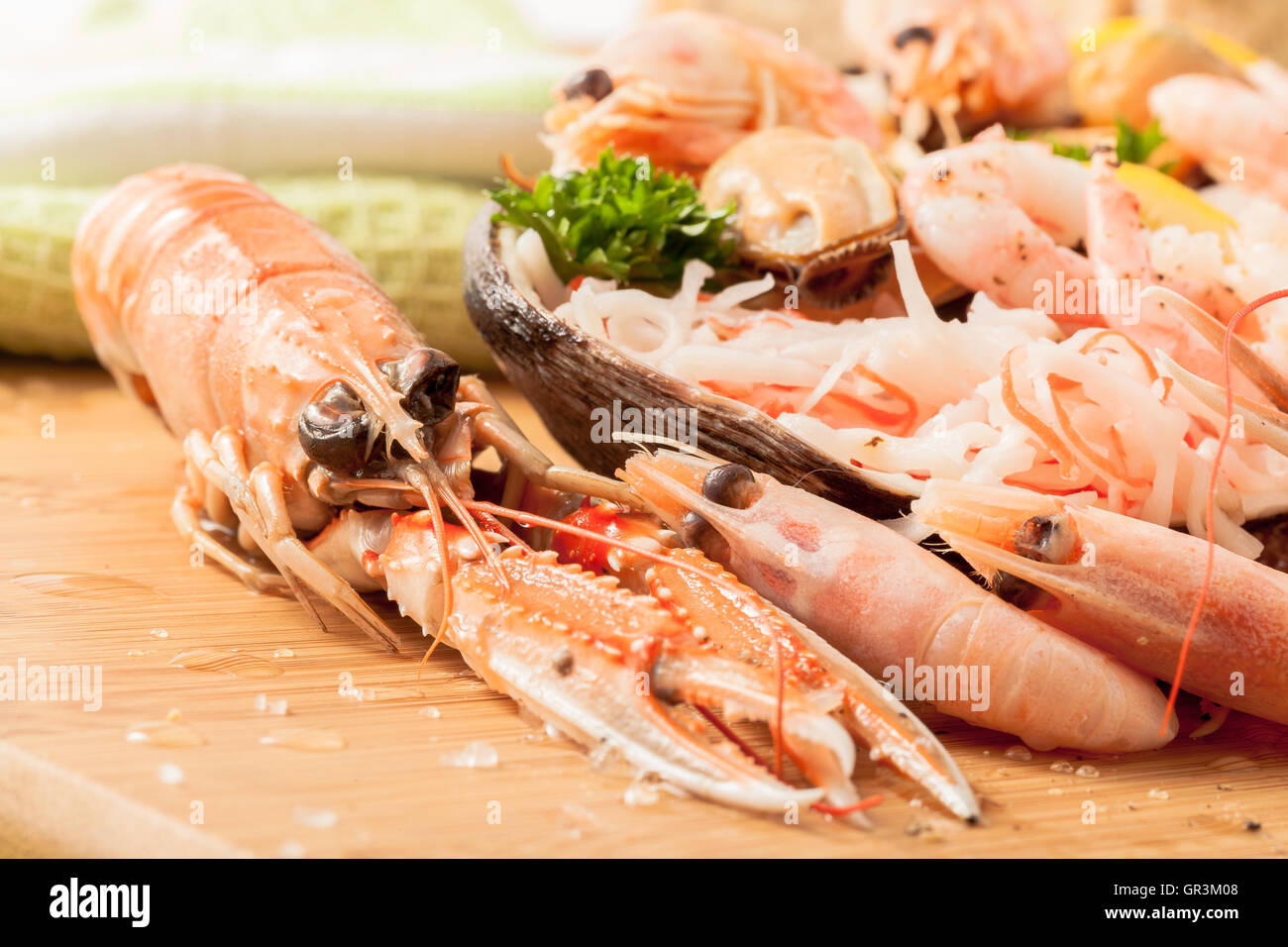 Fish shellfish food hi-res stock photography and images - Alamy