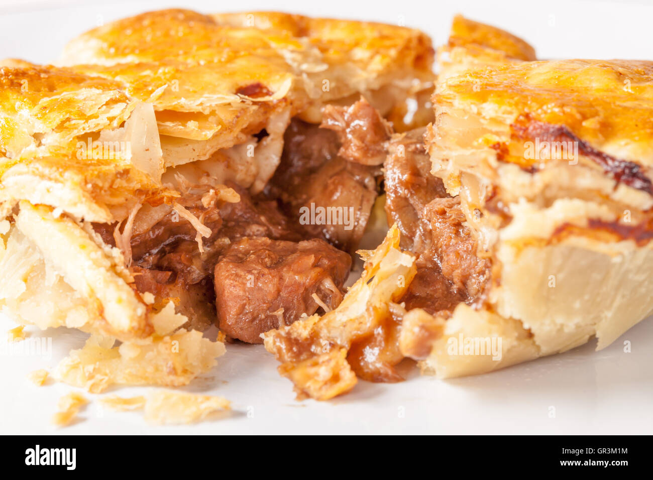 Beef Steak and Kidney Pie Stock Photo - Alamy