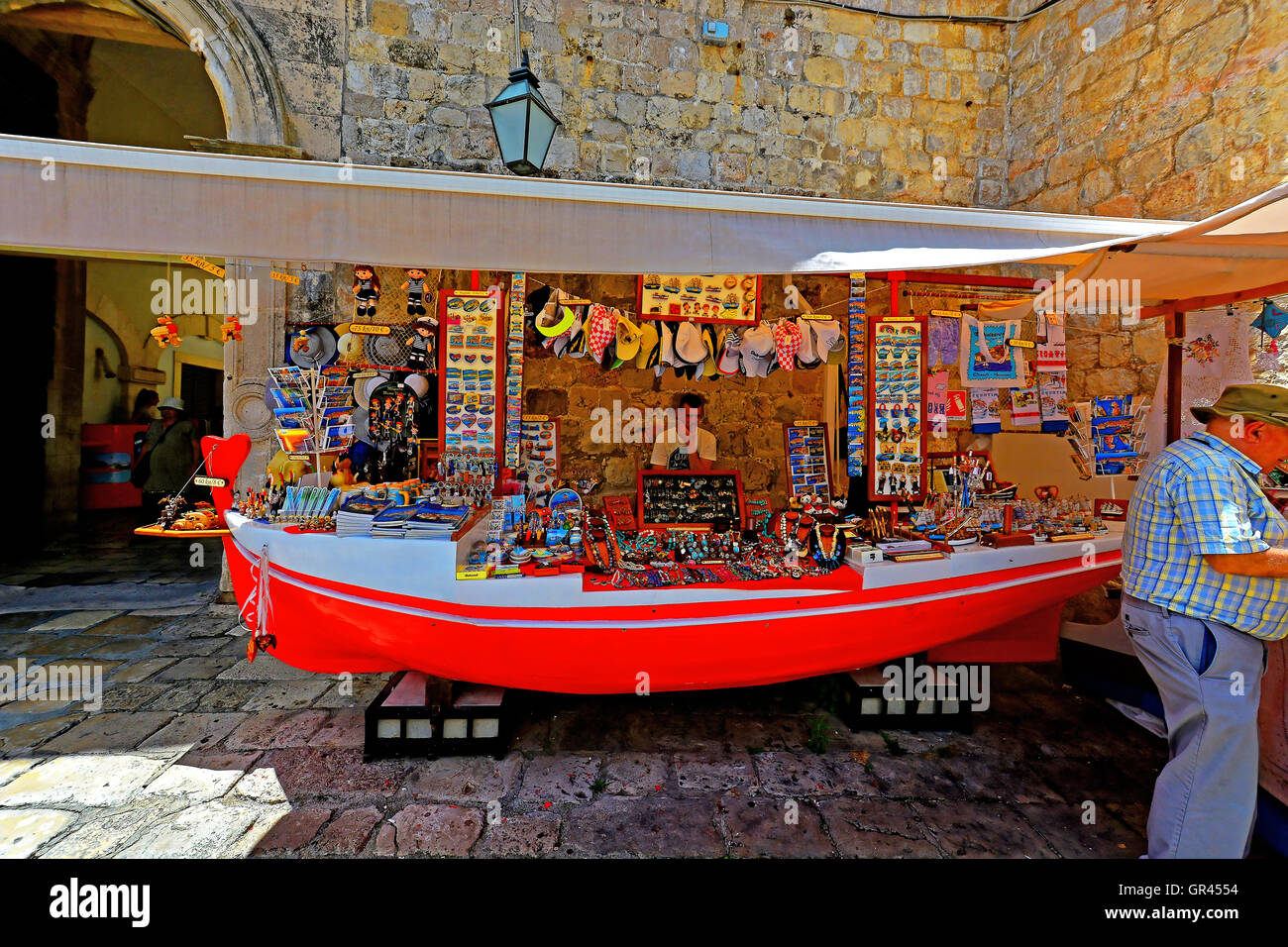 Croatia Dubrovnik souvenir gift shop boat fridge magnets Stock Photo ...